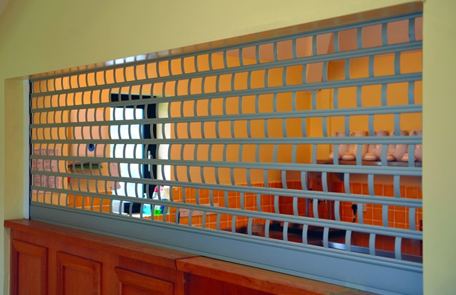 RSG5400 Roller Shutters for Bars & Kiosks, Serving Hatch & Reception ...